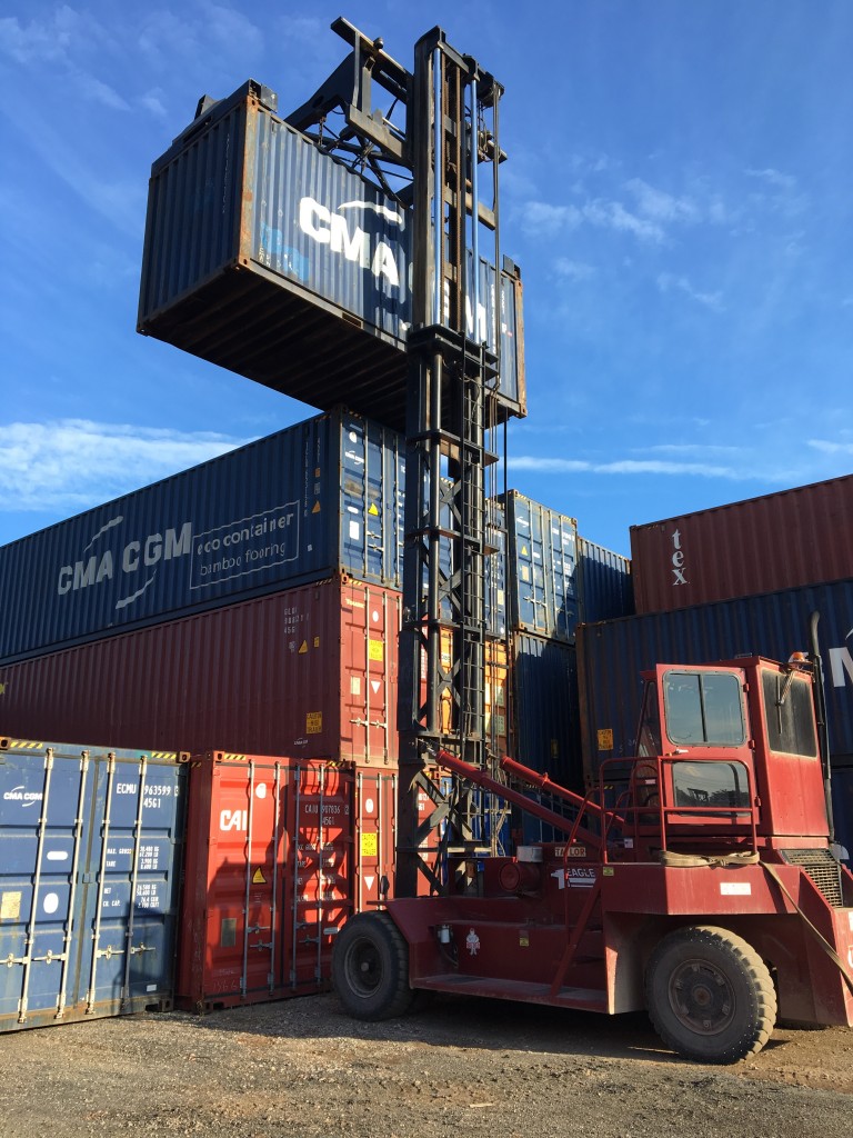 Intermodal Equipment Exchange > Empty Container Handlers > 1994 Taylor ...