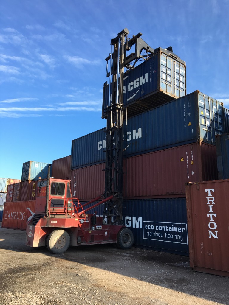 Intermodal Equipment Exchange > Empty Container Handlers > 1994 Taylor ...